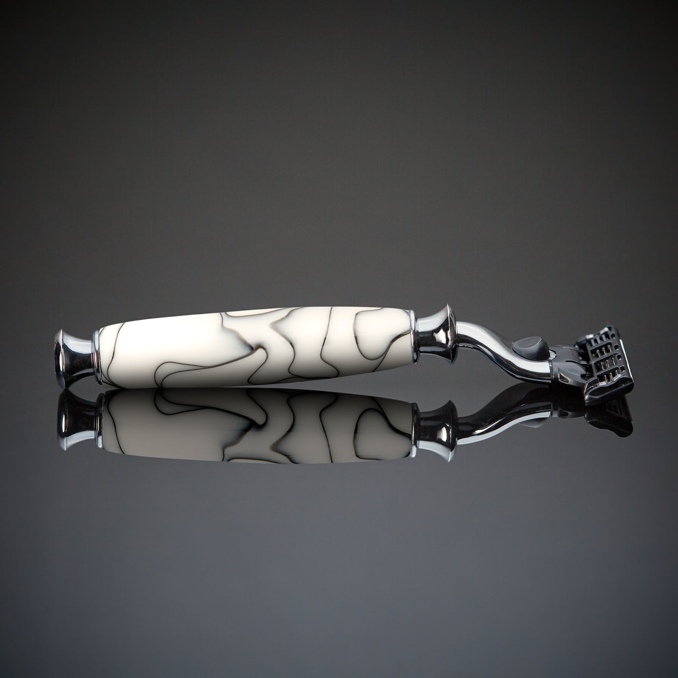 The Vail Razor – Imperium Razors